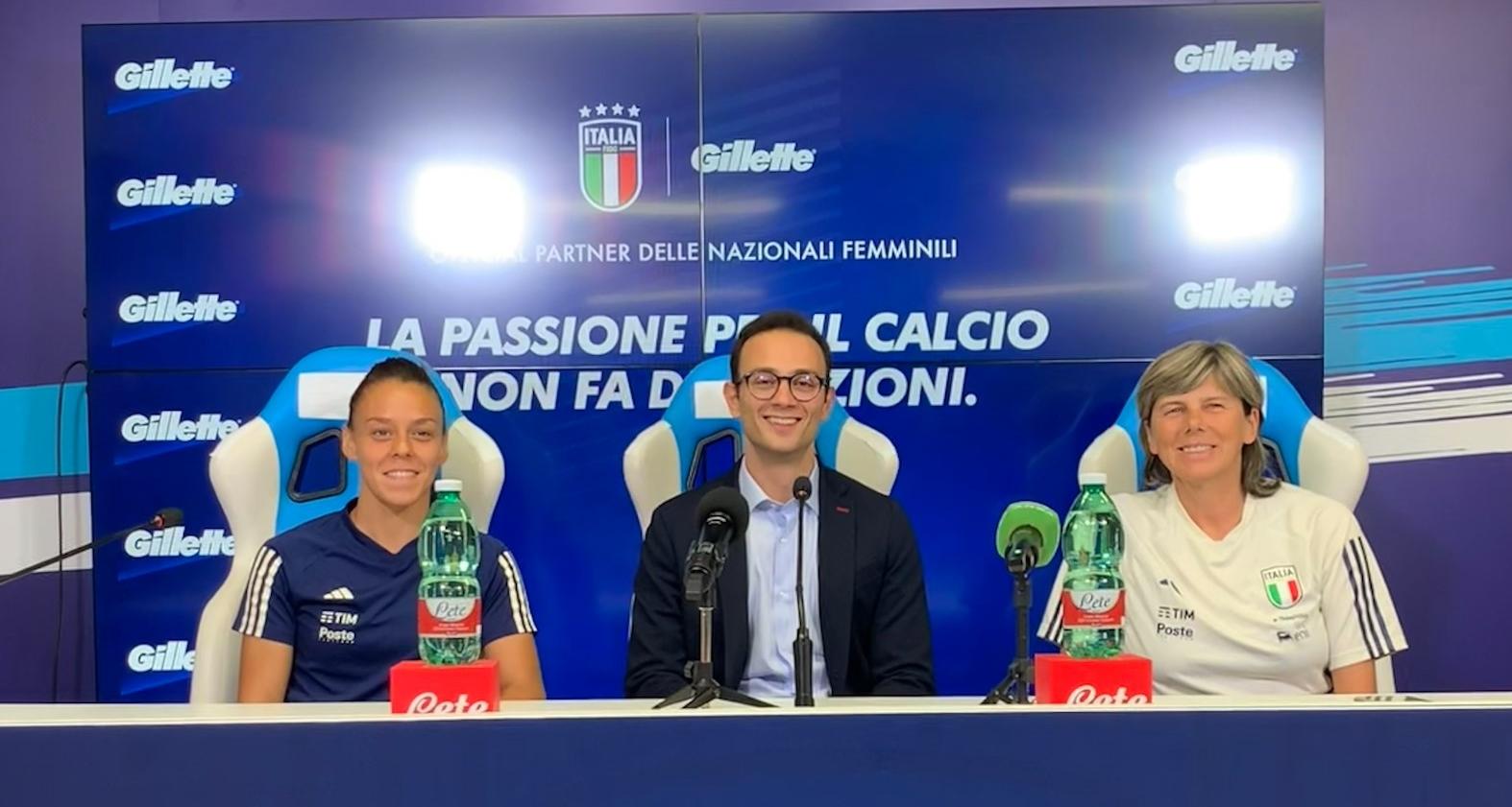"Passion for football makes no distinction": Gillette, together with ...