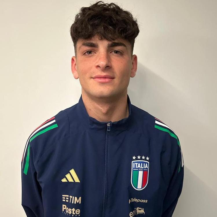 Andrea Luongo, dagli inizi alla Gioventù Partenope al primo gol in ...